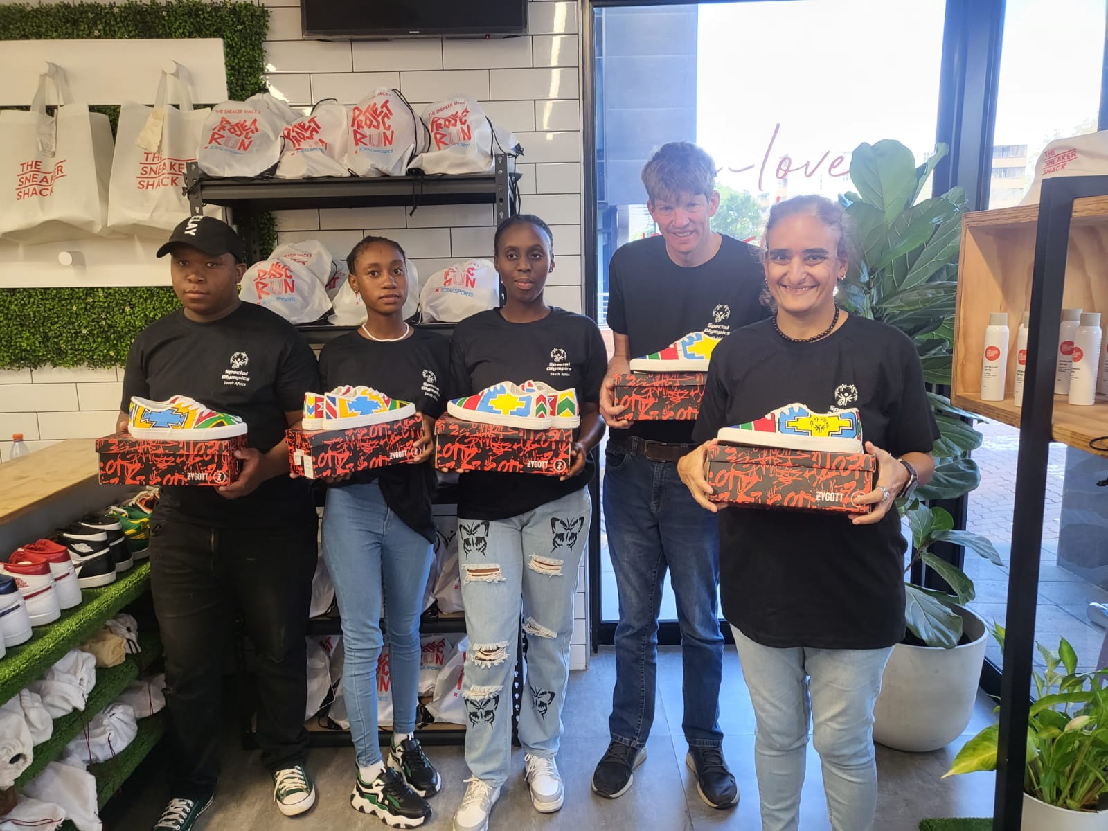 SNEAKER SHACK & TOTALSPORTS PARTNER WITH SOSA ON ROAD TO BERLIN ...