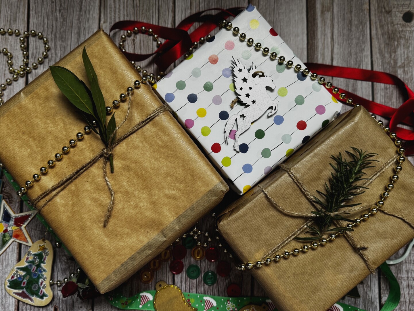 THREE CREATIVE FESTIVE PAPER CRAFTS FOR THE HOLIDAYS - Hypress Live