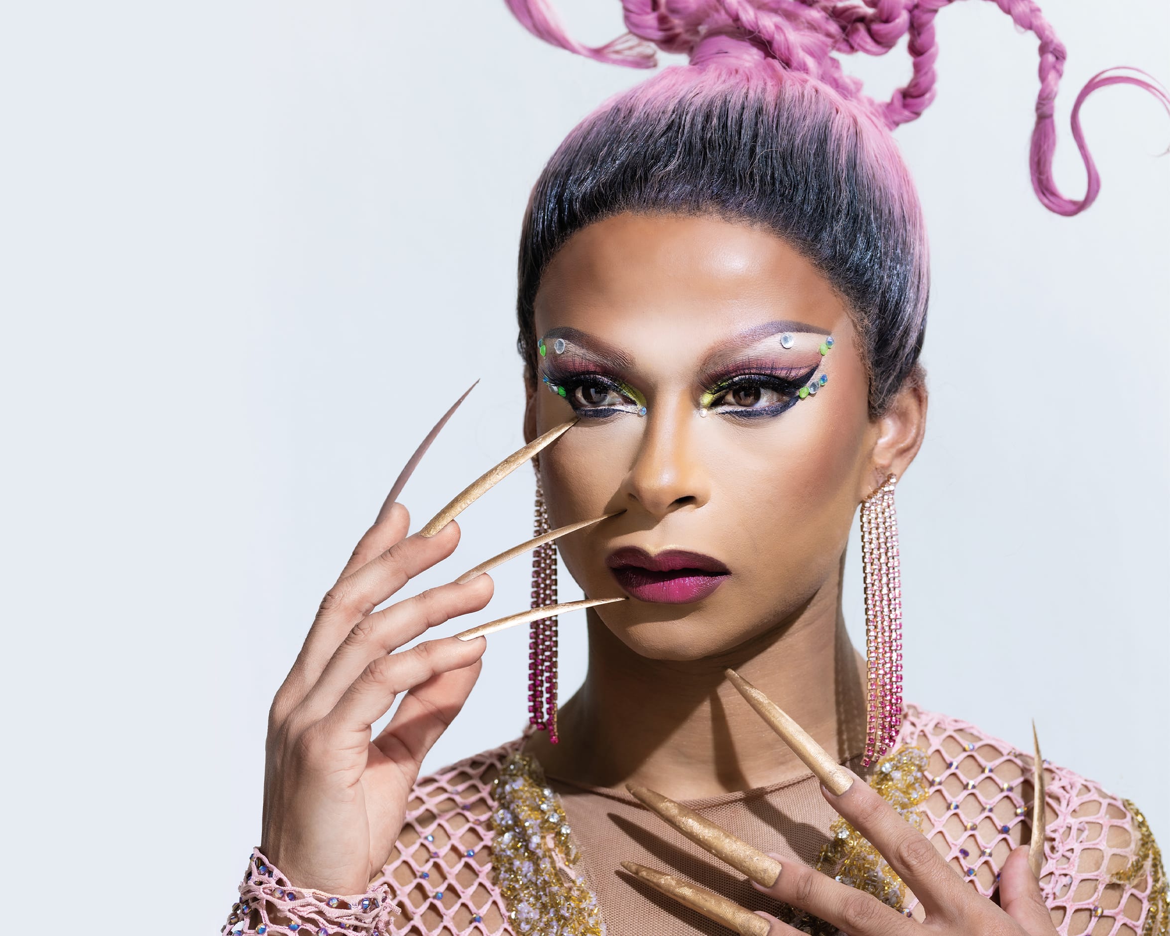 KAT GILARDI & MANILA VON TEEZ SET TO DAZZLE IN THE BAY - Hypress Live